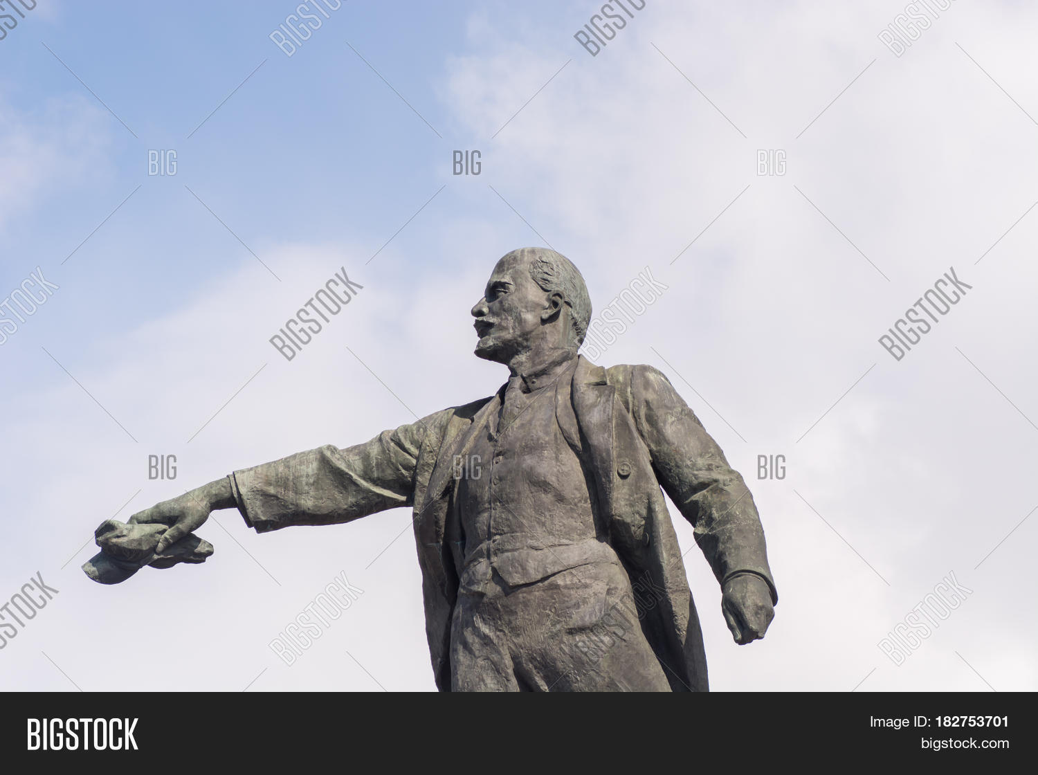 Lenin Statue Monument Image & Photo (Free Trial) | Bigstock
