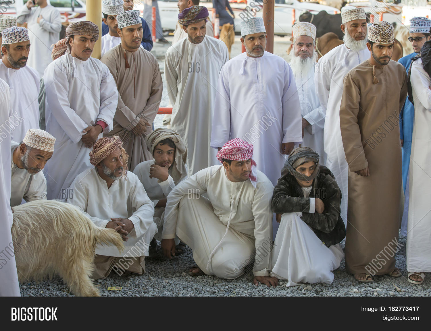 Omani Men Chatting Image & Photo (Free Trial) | Bigstock