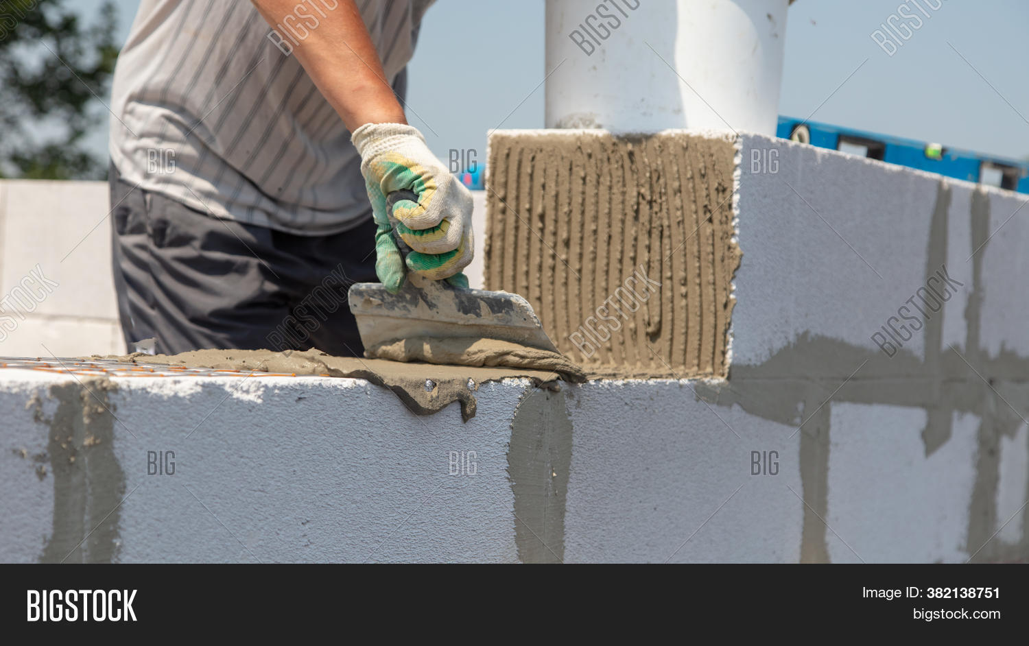 Worker Builds Walls Image & Photo (Free Trial) | Bigstock