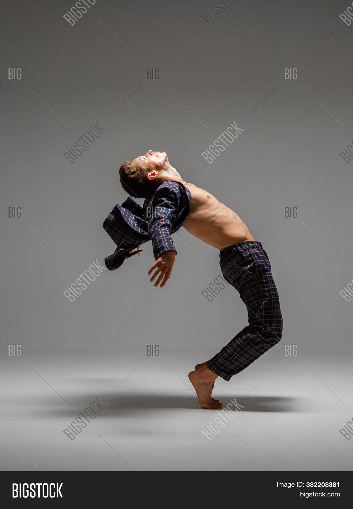 Handsome Flexible Man Image & Photo (Free Trial) | Bigstock