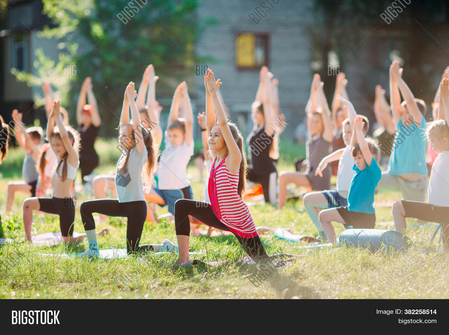 Yoga Classes Outside Image & Photo (Free Trial) | Bigstock