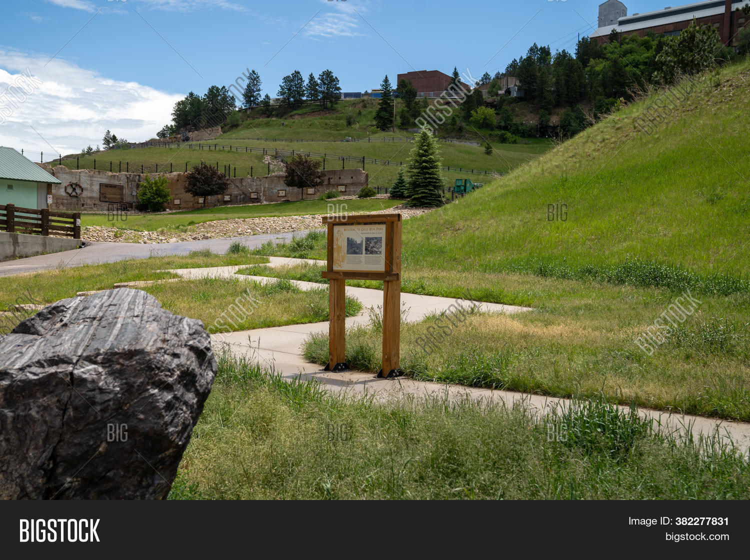 Lead, South Dakota - Image & Photo (Free Trial) | Bigstock