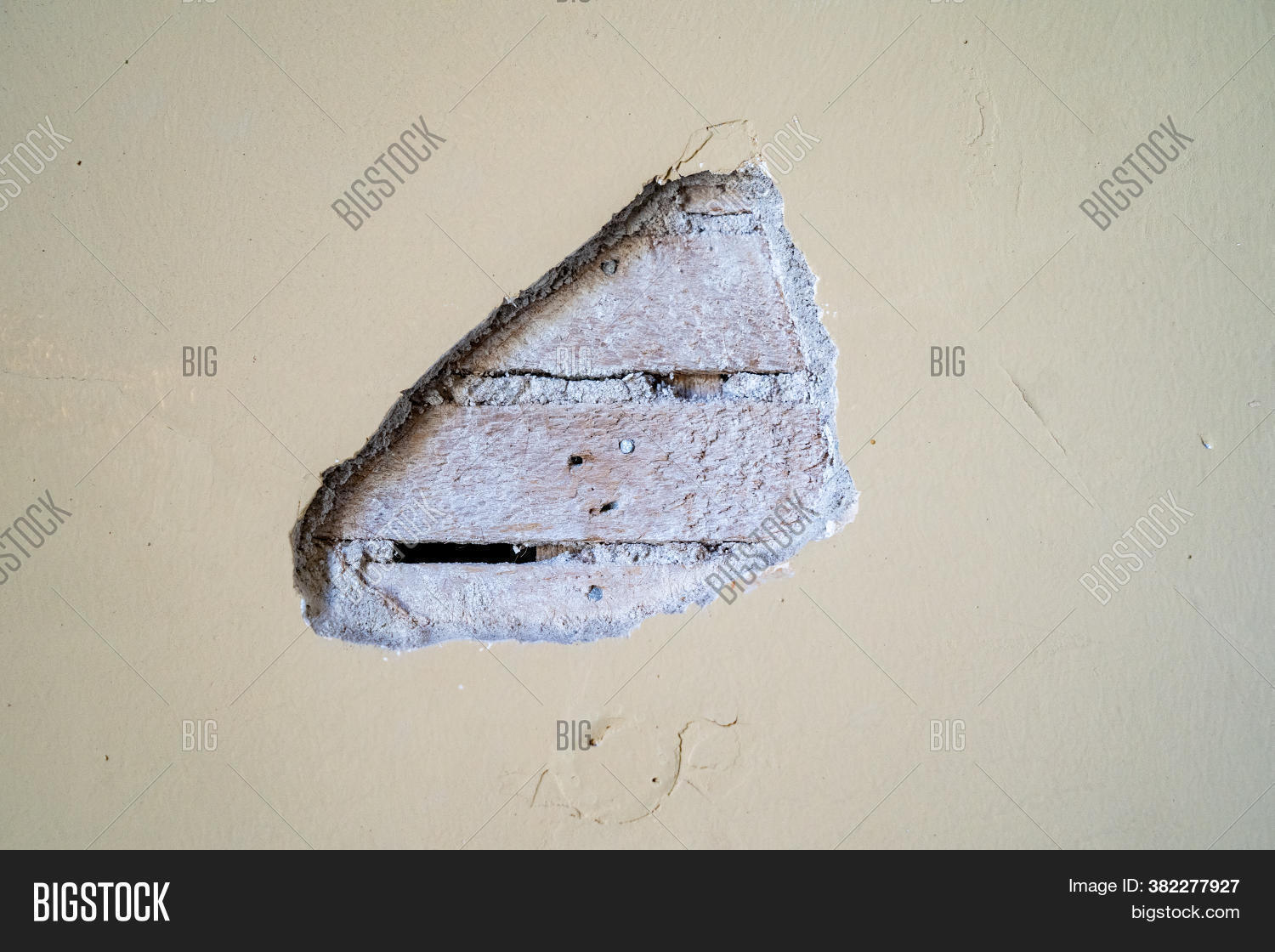 Broken Drywall Image & Photo (Free Trial) | Bigstock