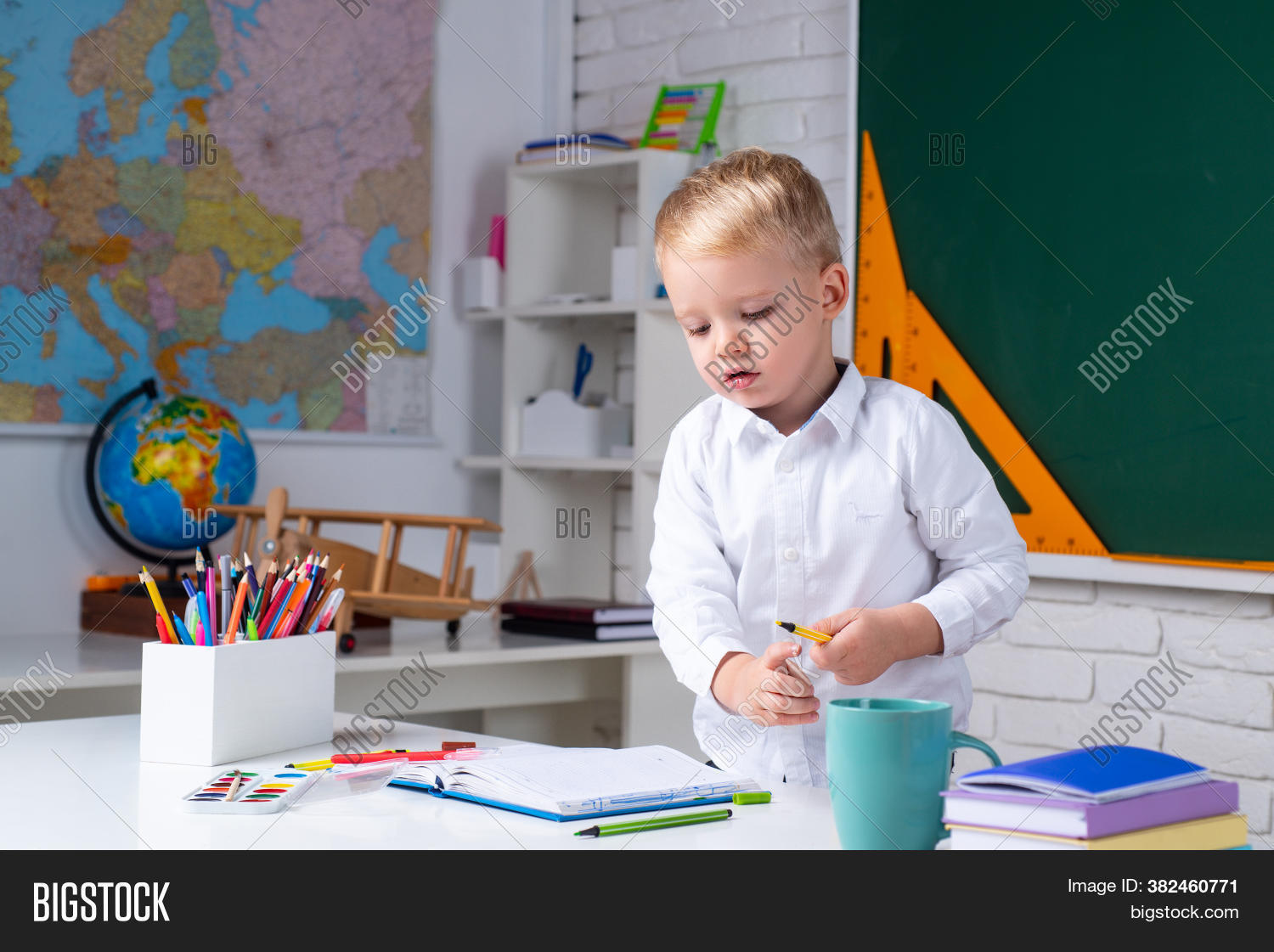 Kids Gets Ready School Image & Photo (Free Trial) | Bigstock