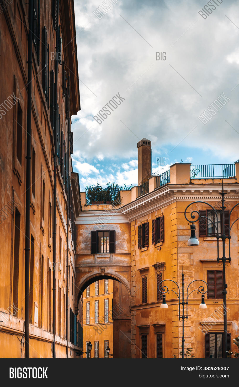 Traditional Street Image & Photo (Free Trial) | Bigstock