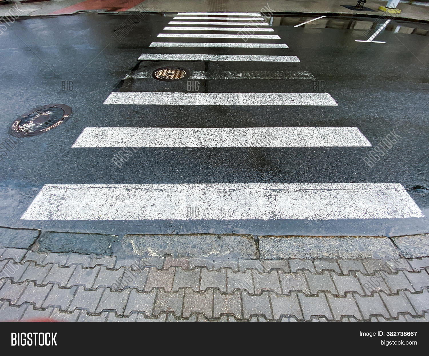 Pedestrian Crosswalk Image & Photo (Free Trial) | Bigstock