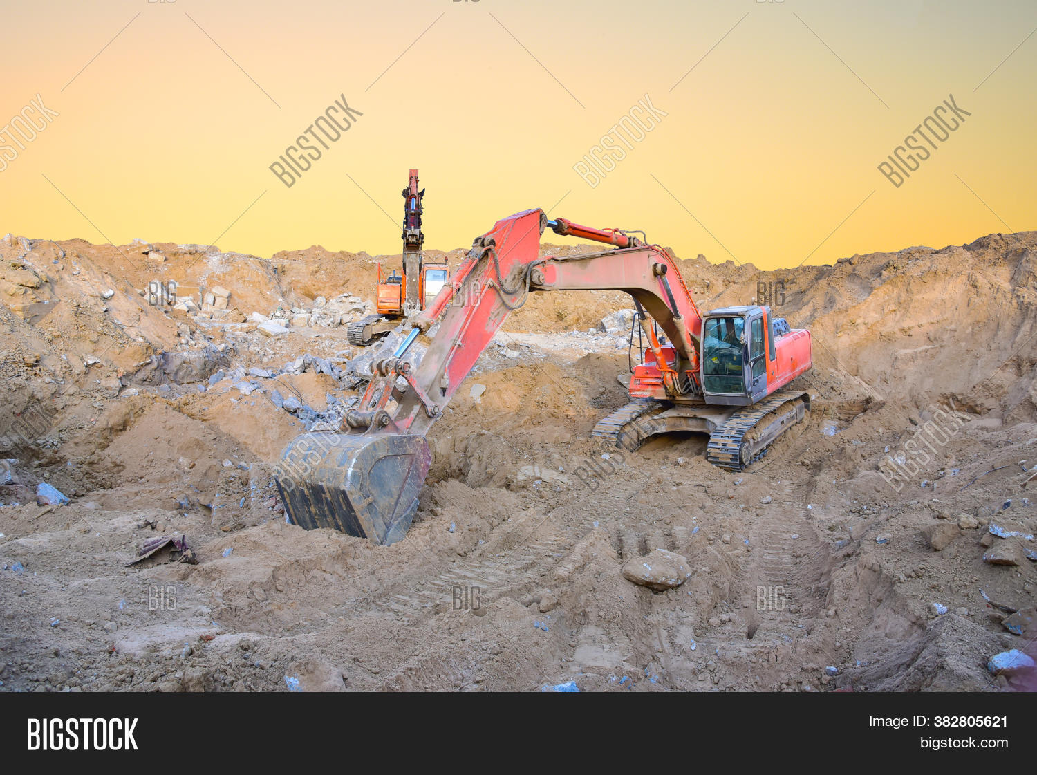 Excavator Working On Image & Photo (Free Trial) | Bigstock