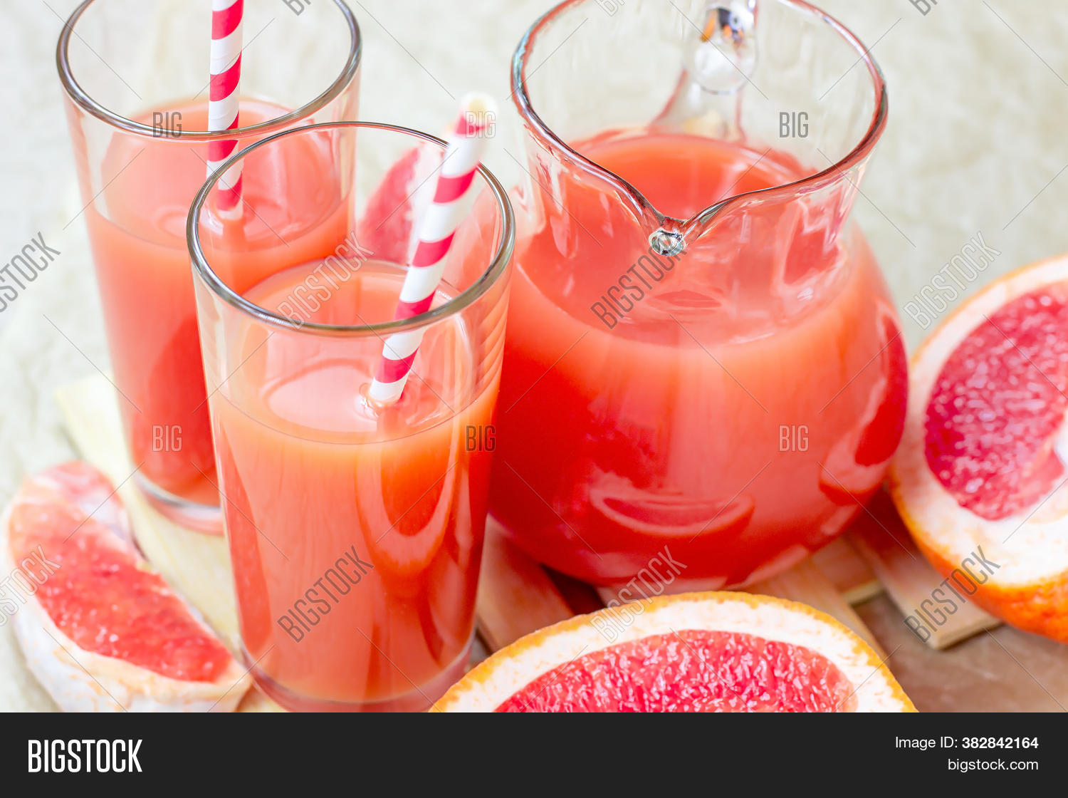 Fresh Red Grapefruit Image & Photo (Free Trial) | Bigstock