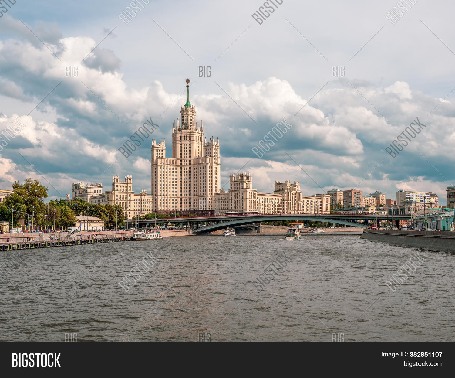 Navigation On Moscow Image & Photo (Free Trial) | Bigstock