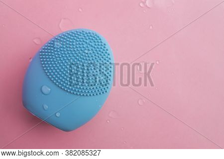 Blue Facial Cleansing Image & Photo (Free Trial) | Bigstock