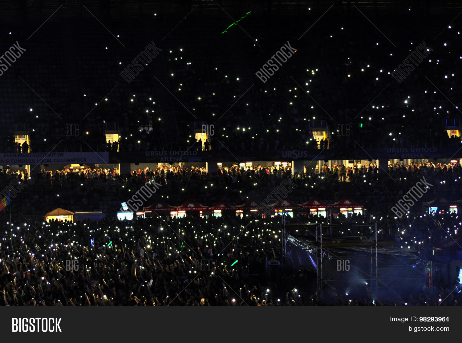 Stadium Full Crowd Image & Photo (Free Trial) | Bigstock