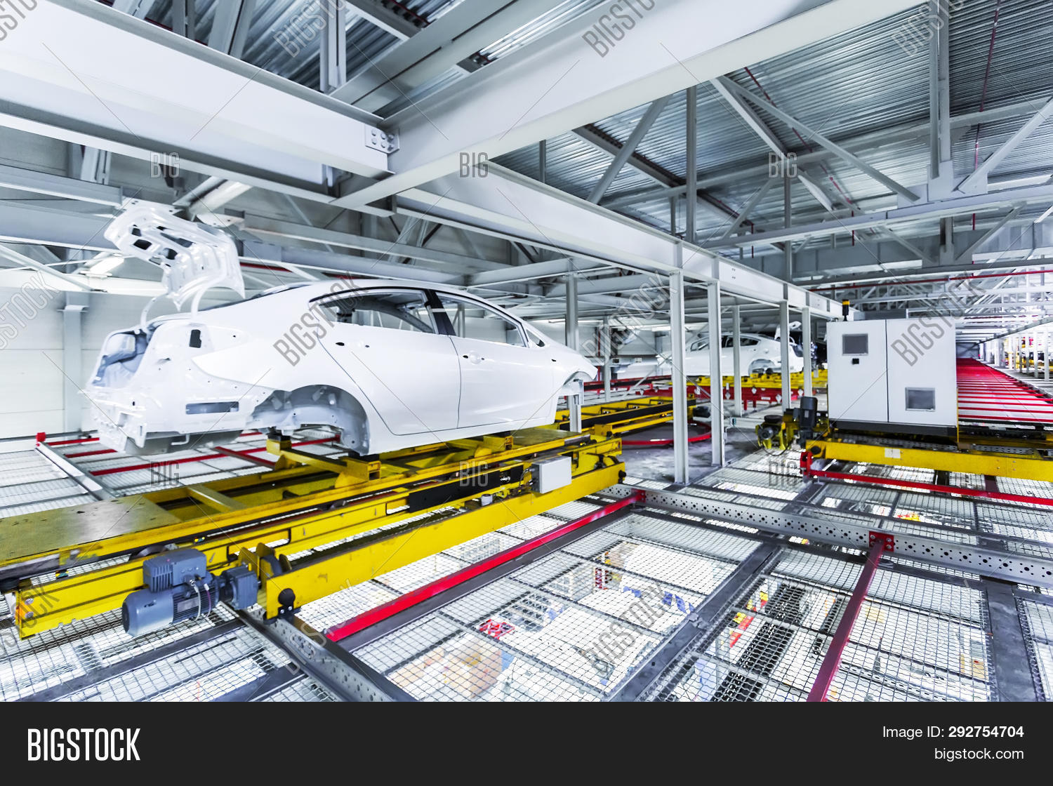 Car Assembly Conveyor Image & Photo (Free Trial) | Bigstock