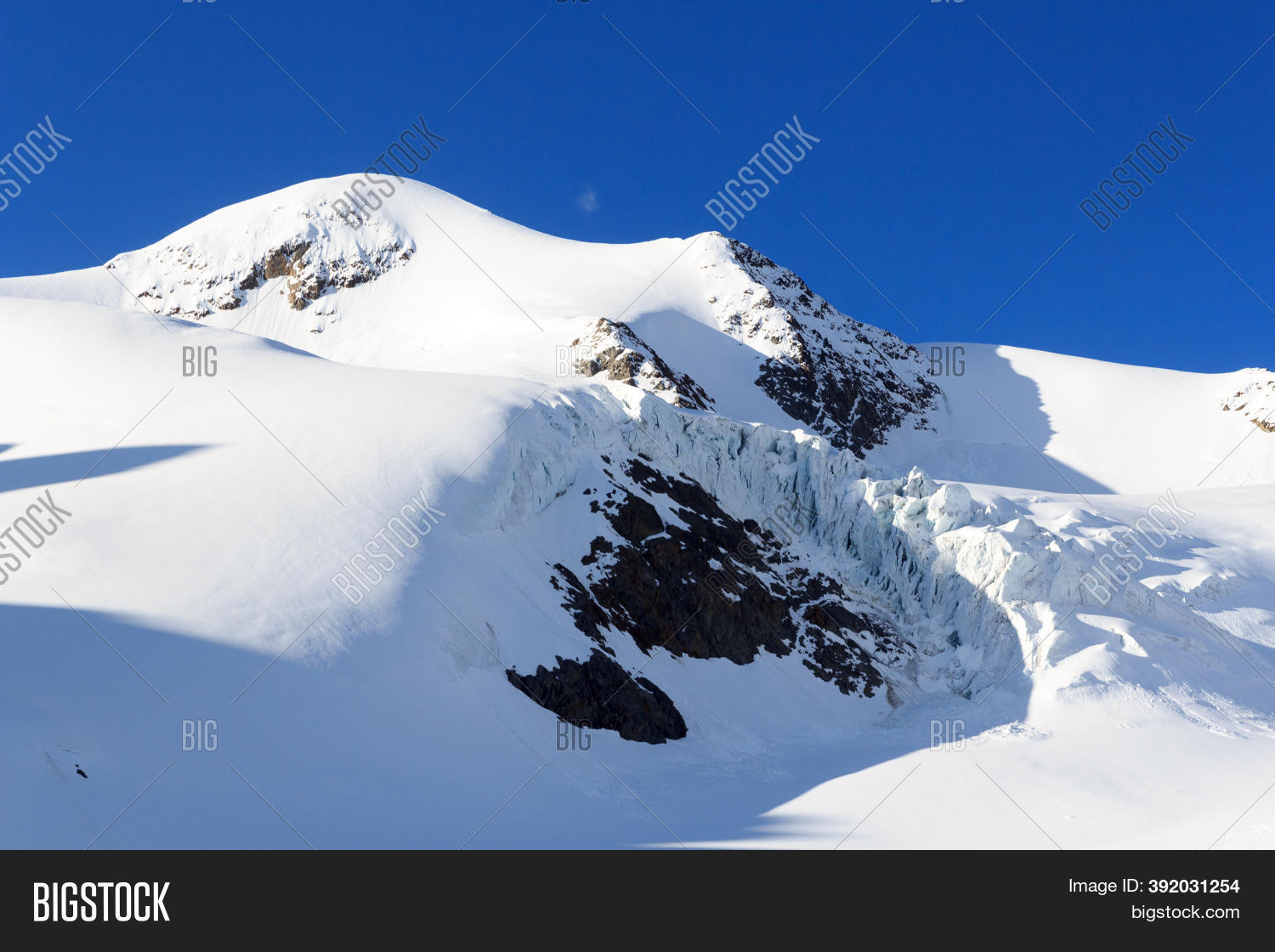 Mountain Snow Panorama Image & Photo (Free Trial) | Bigstock