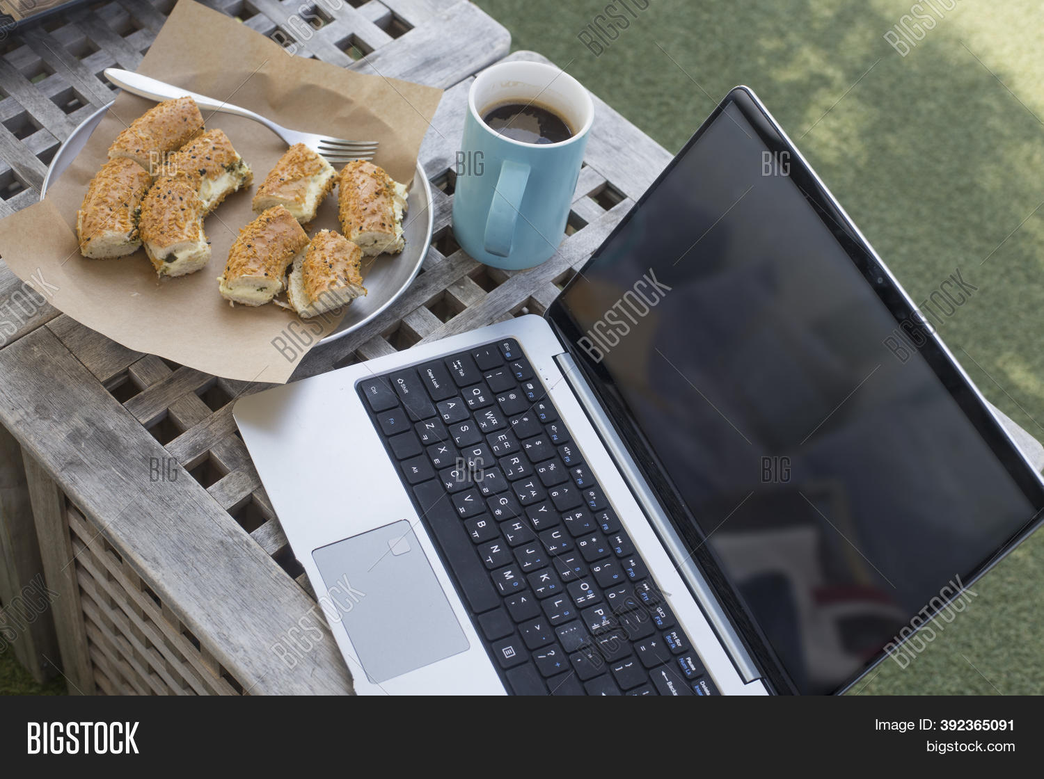 Open Laptop Computer, Image & Photo (Free Trial) | Bigstock