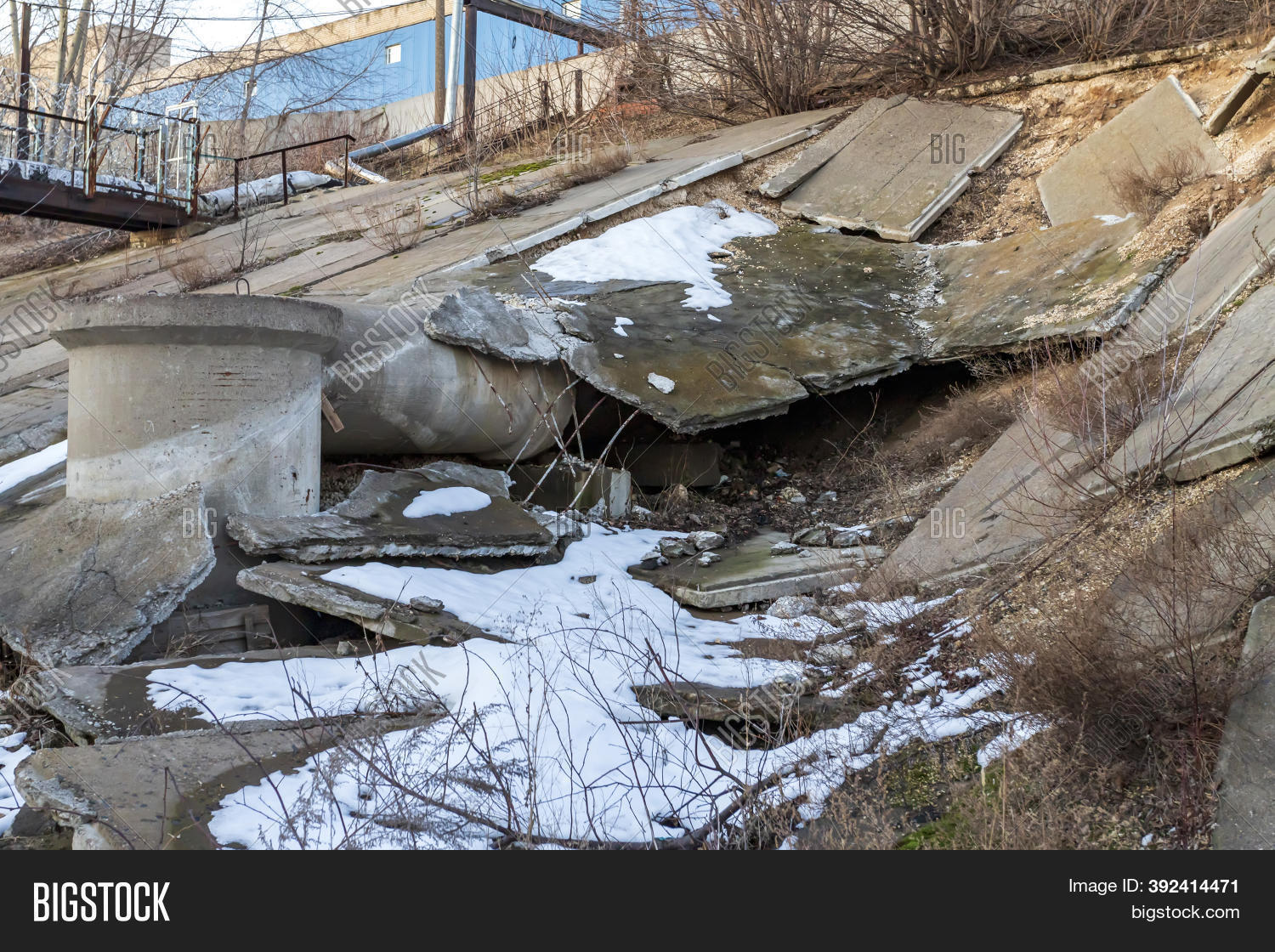 Collapsed Concrete Image & Photo (Free Trial) | Bigstock