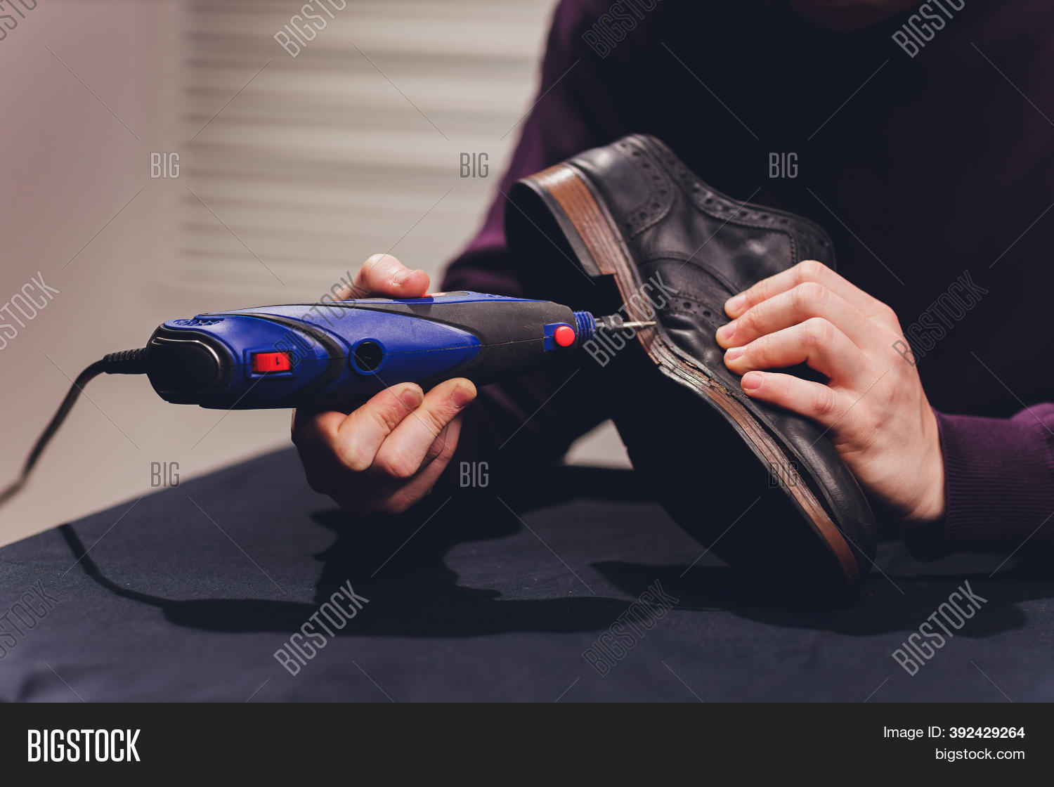 Shoemaker Cuts Sole Image & Photo (Free Trial) | Bigstock