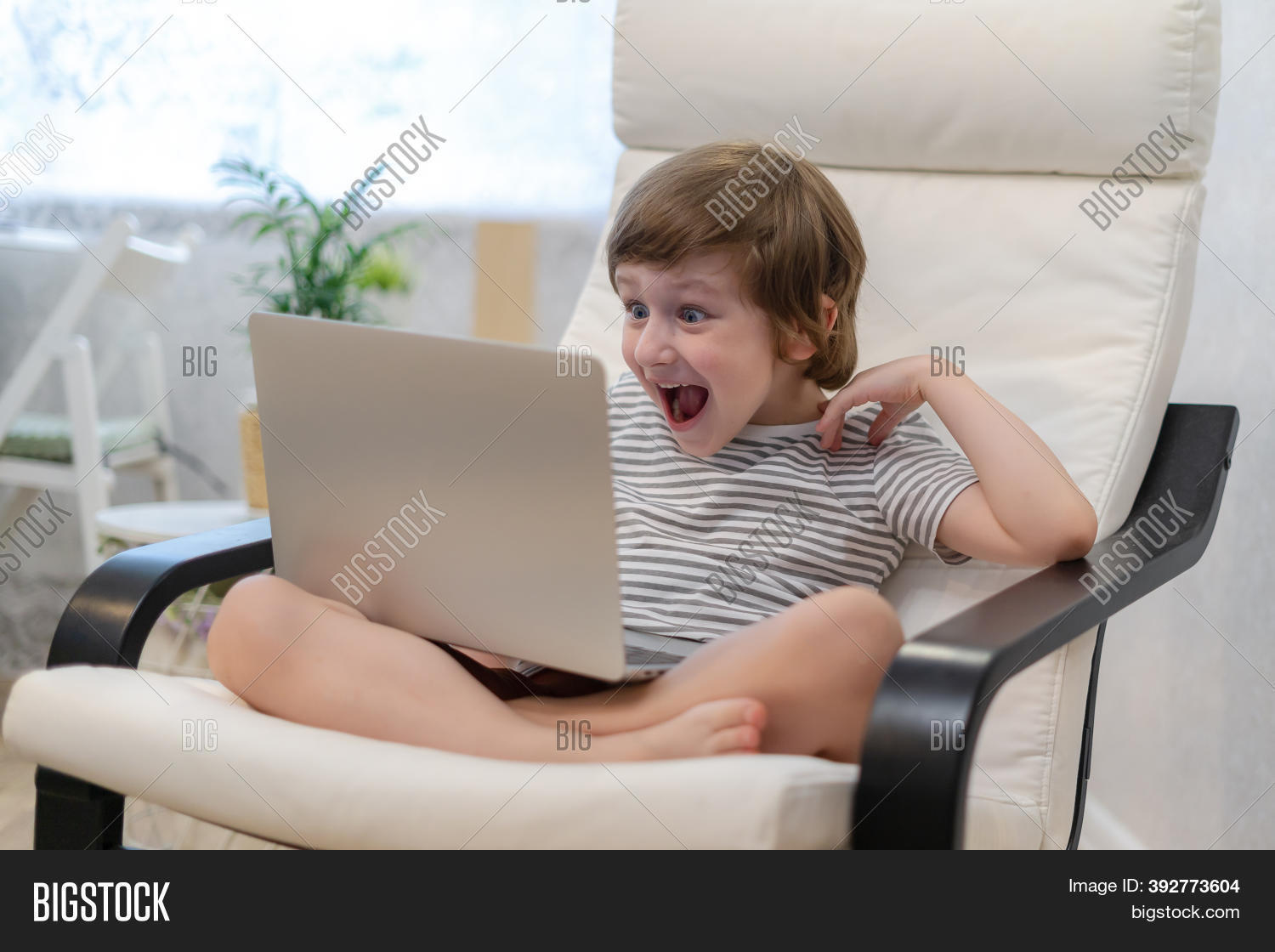 Happy Surprised Kid Image & Photo (Free Trial) | Bigstock