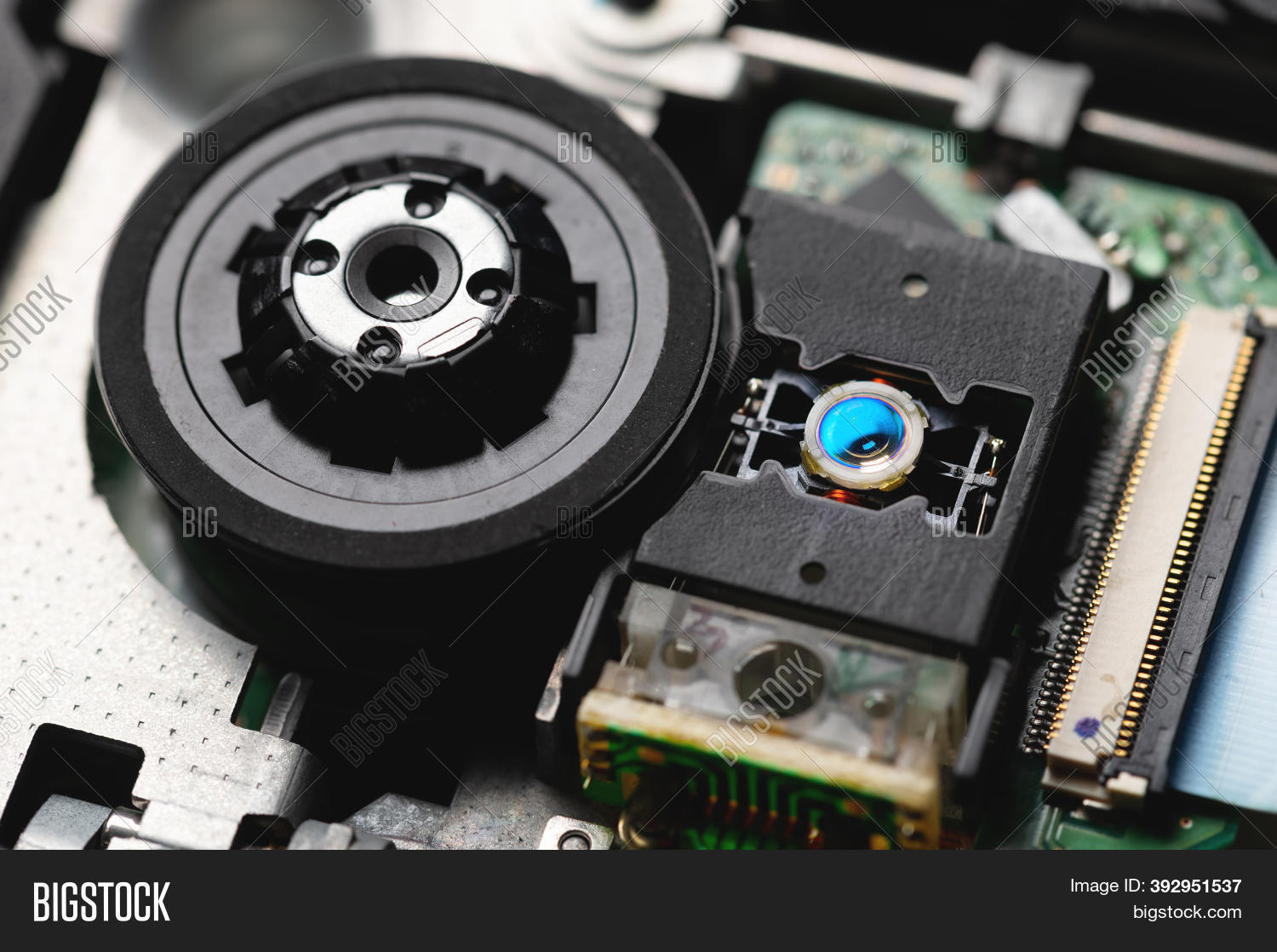 Closeup Laser Head Dvd Image & Photo (Free Trial) | Bigstock