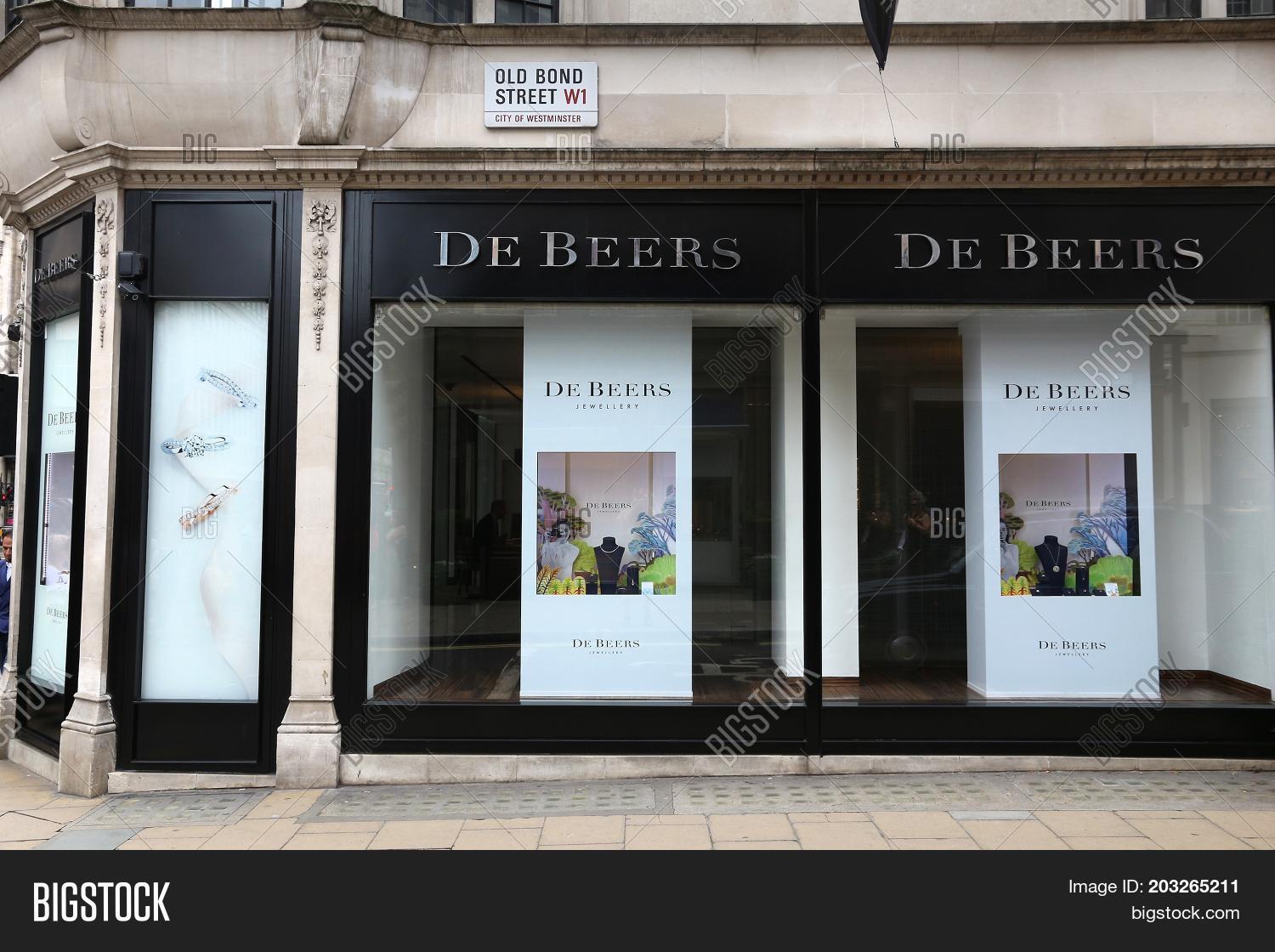 De Beers Shop Image & Photo (Free Trial) | Bigstock