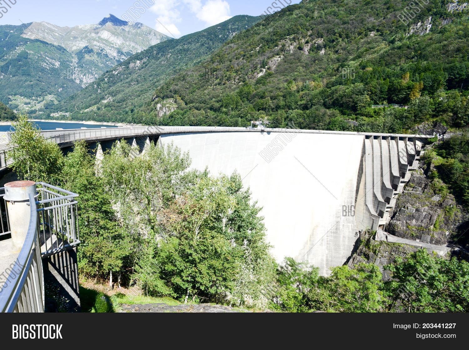 Dam Verzasca On Swiss Image & Photo (Free Trial) | Bigstock