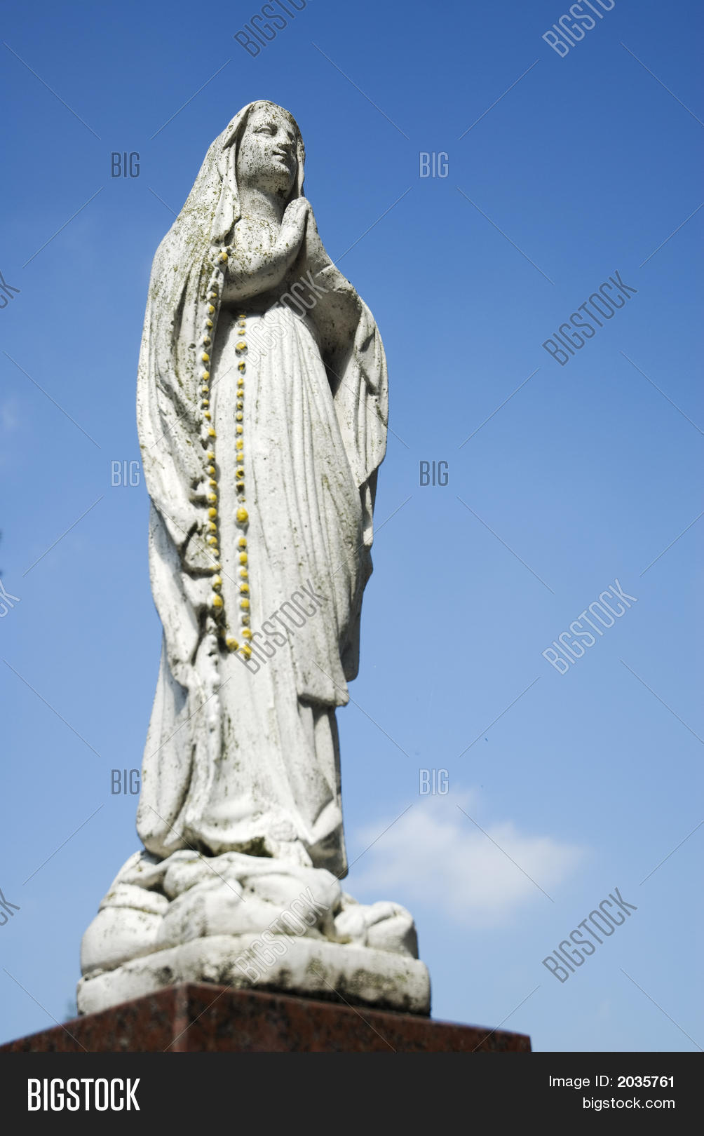 Praying Mary Image & Photo (Free Trial) | Bigstock
