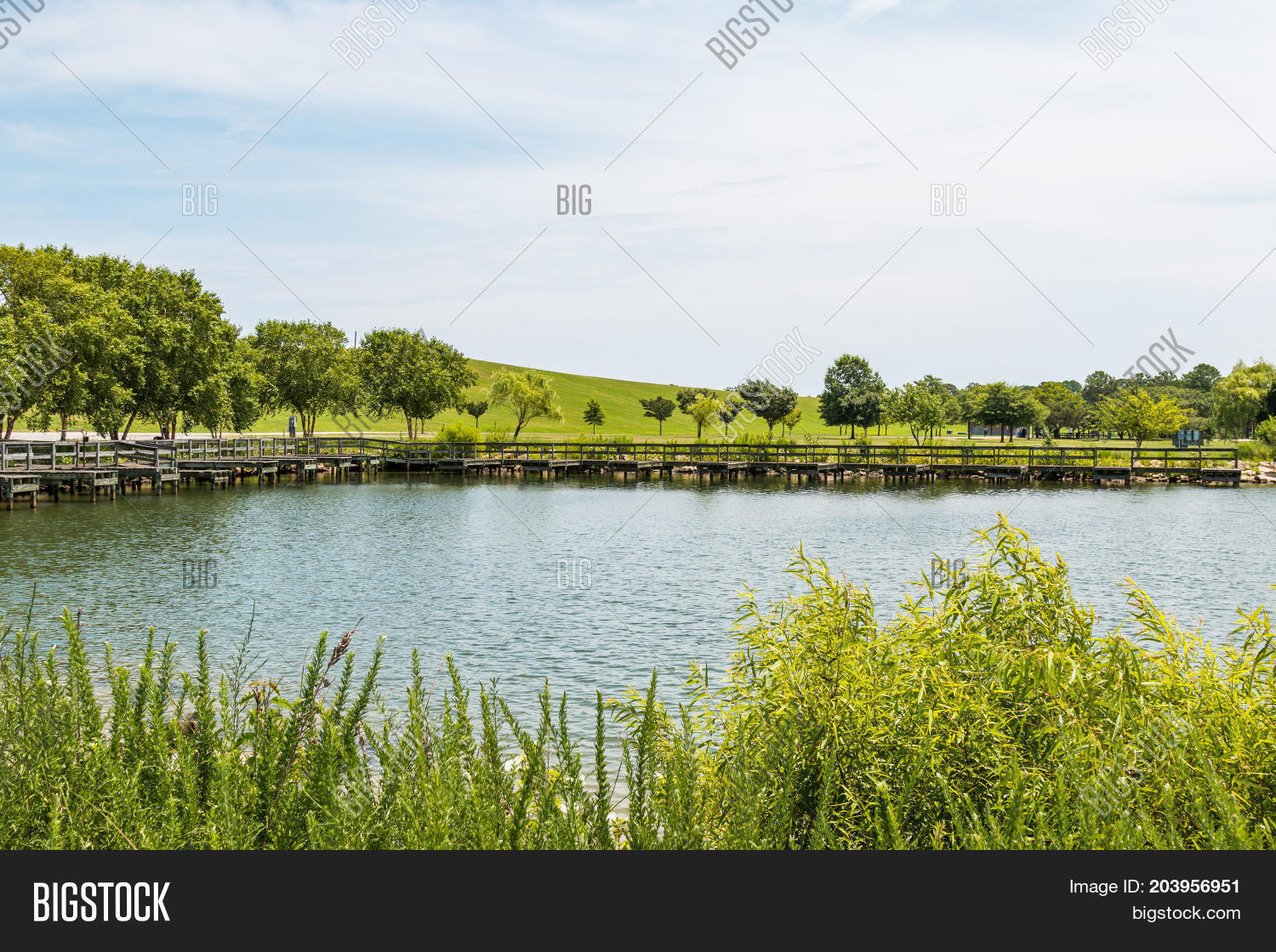 Lake Trashmore, Mount Image & Photo (Free Trial) | Bigstock