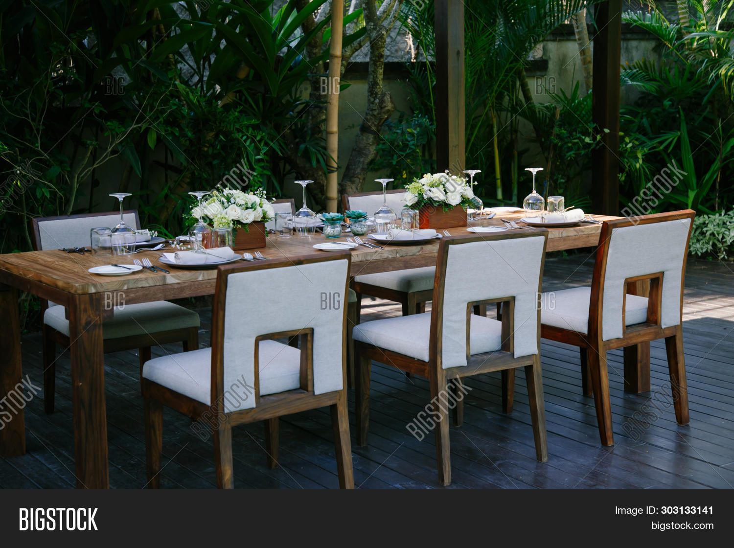 Elegant Table Set Image & Photo (Free Trial) | Bigstock