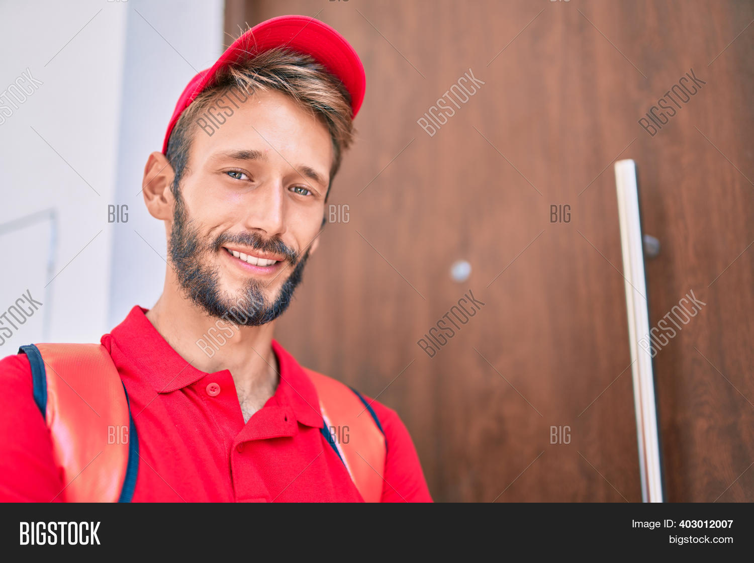 Caucasian Delivery Man Image & Photo (Free Trial) | Bigstock