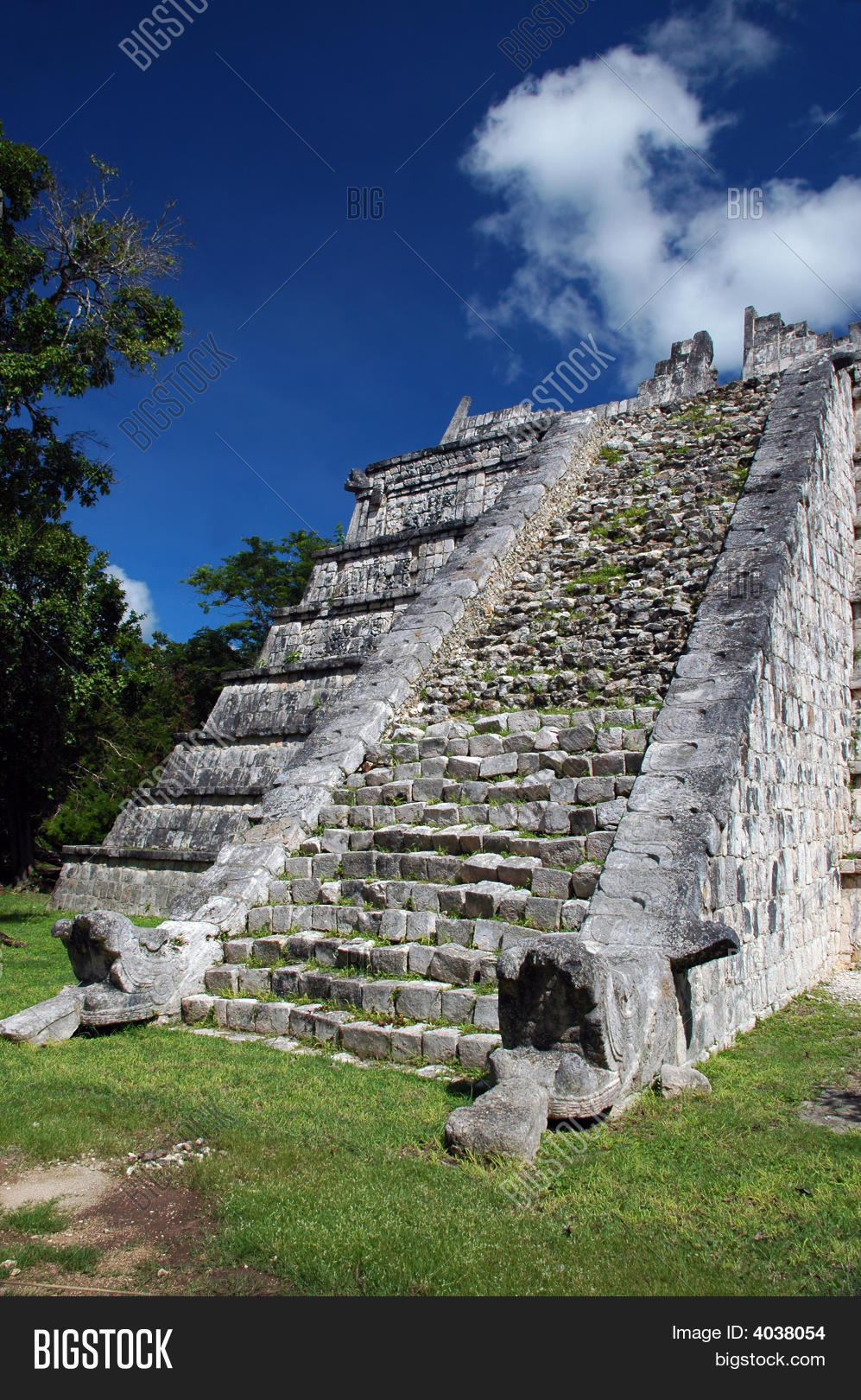 Small Ancient Mayan Image & Photo (Free Trial) | Bigstock