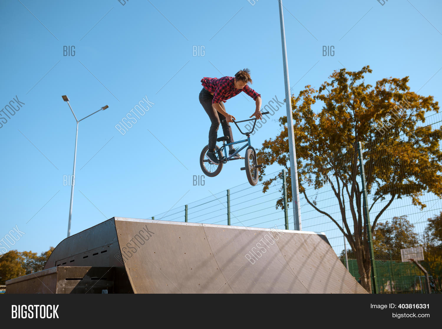 Male Bmx Biker Jumps Image & Photo (Free Trial) | Bigstock