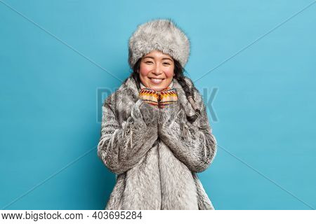 Pretty Young Eskimo Image & Photo (Free Trial) | Bigstock
