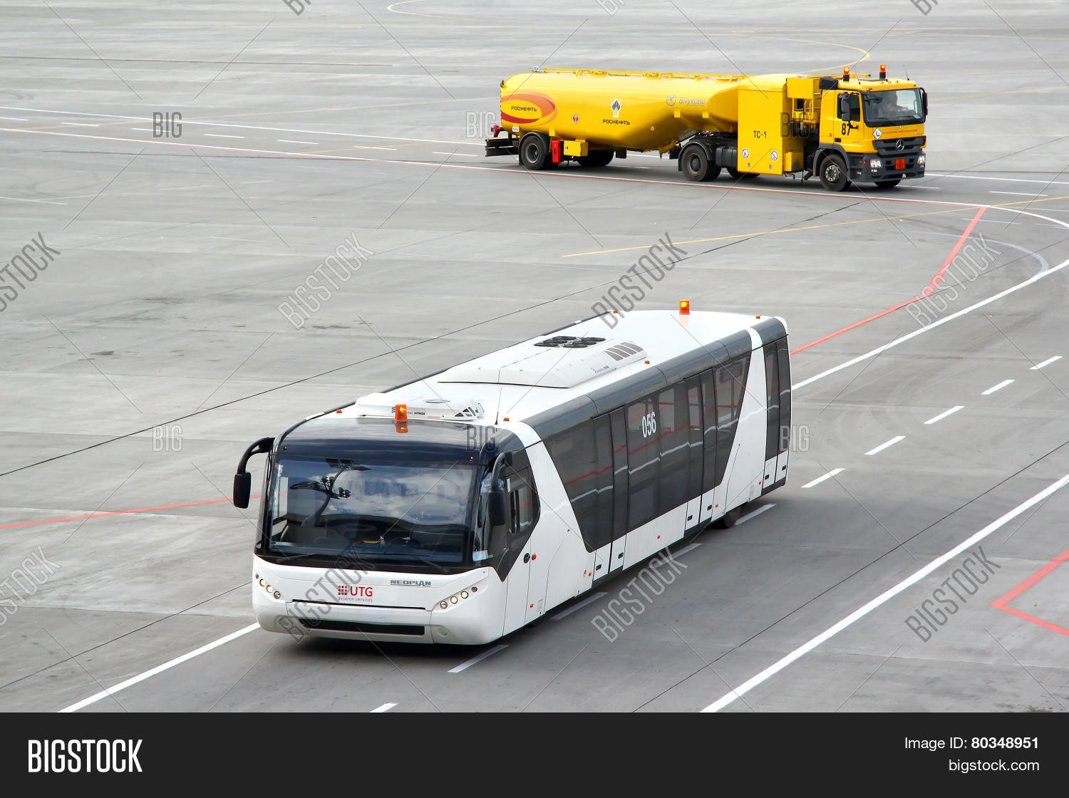 Neoplan N9122 Image & Photo (Free Trial) | Bigstock