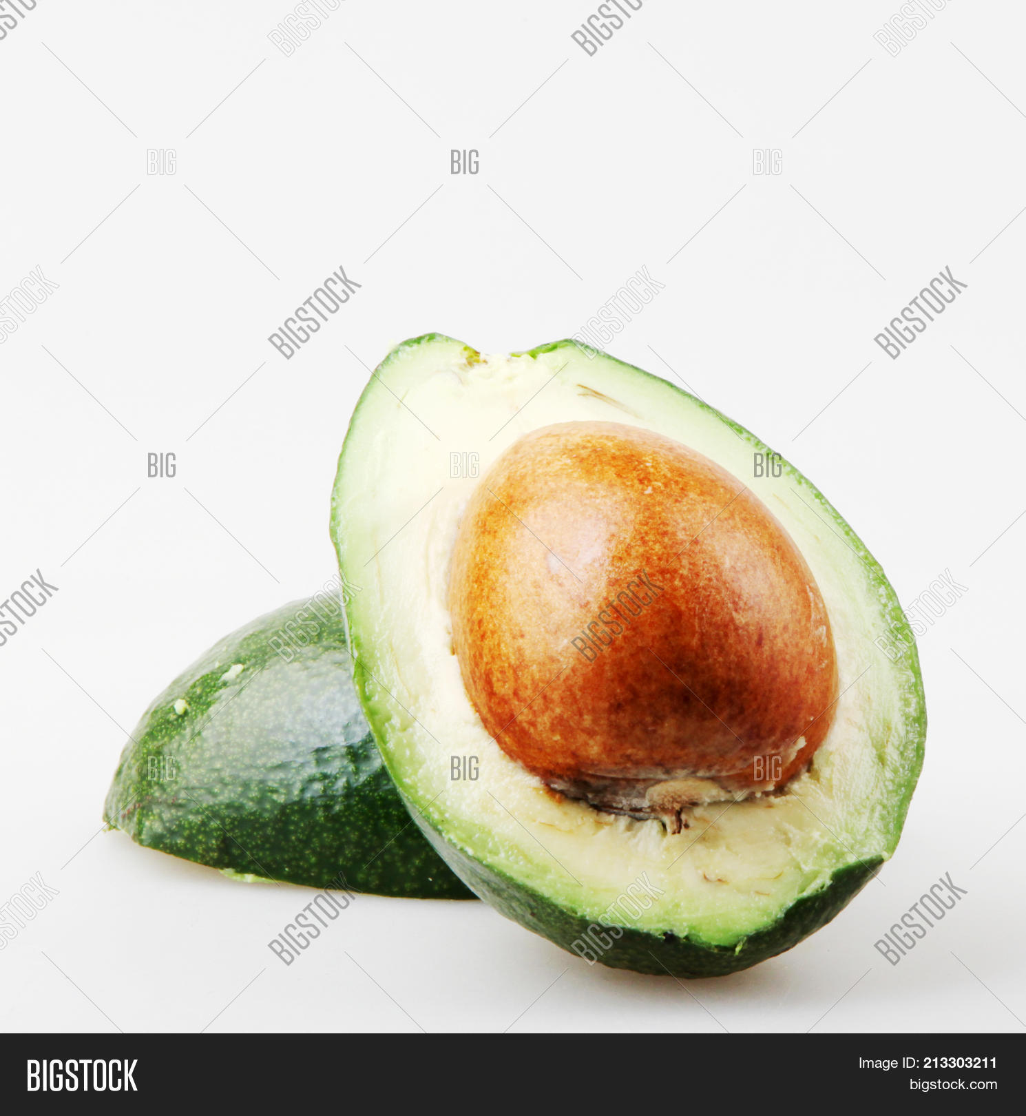 Fresh Sliced Avocado Image & Photo (Free Trial) | Bigstock