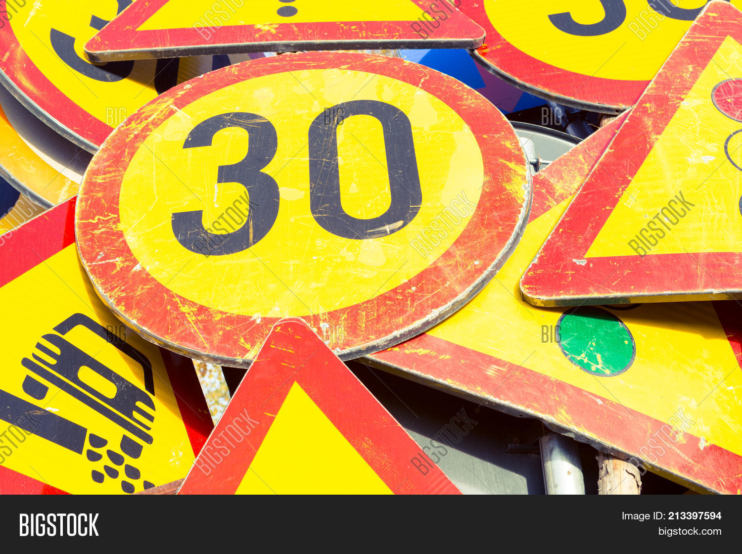 Imagen y foto Bunch Road Signs (prueba gratis) | Bigstock