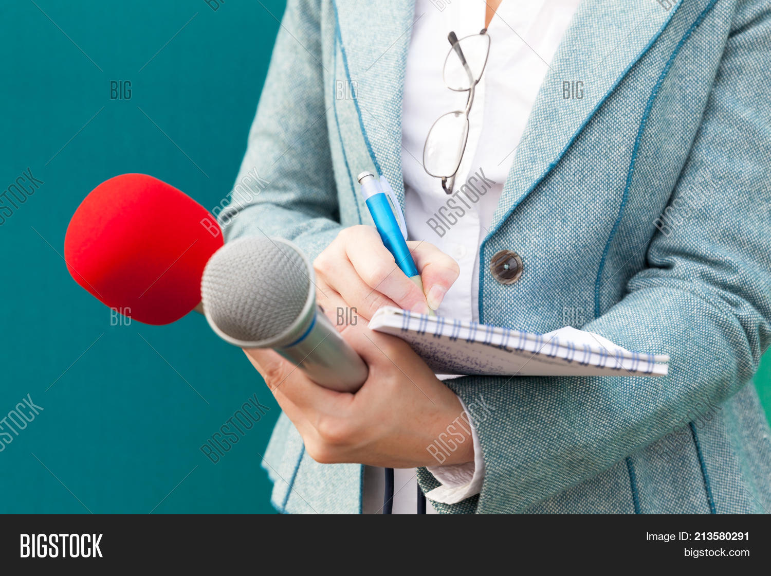 Female Journalist Image & Photo (Free Trial) | Bigstock