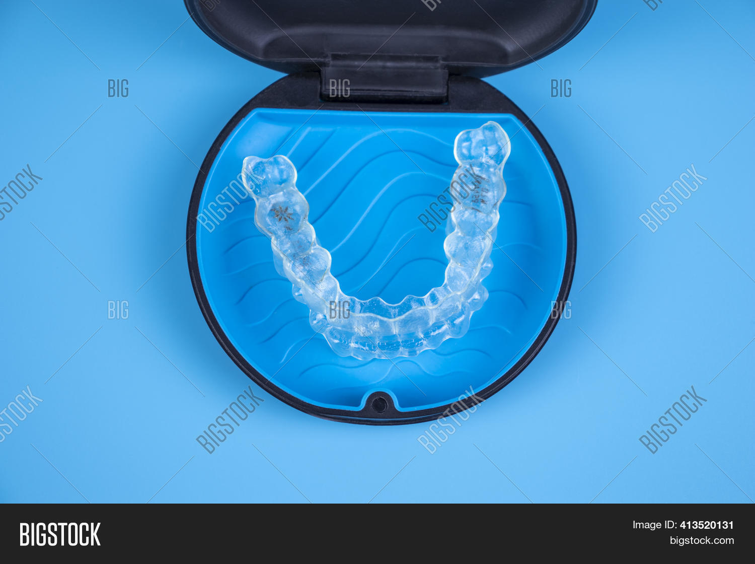 Invisalign Transparent Image & Photo (Free Trial) | Bigstock