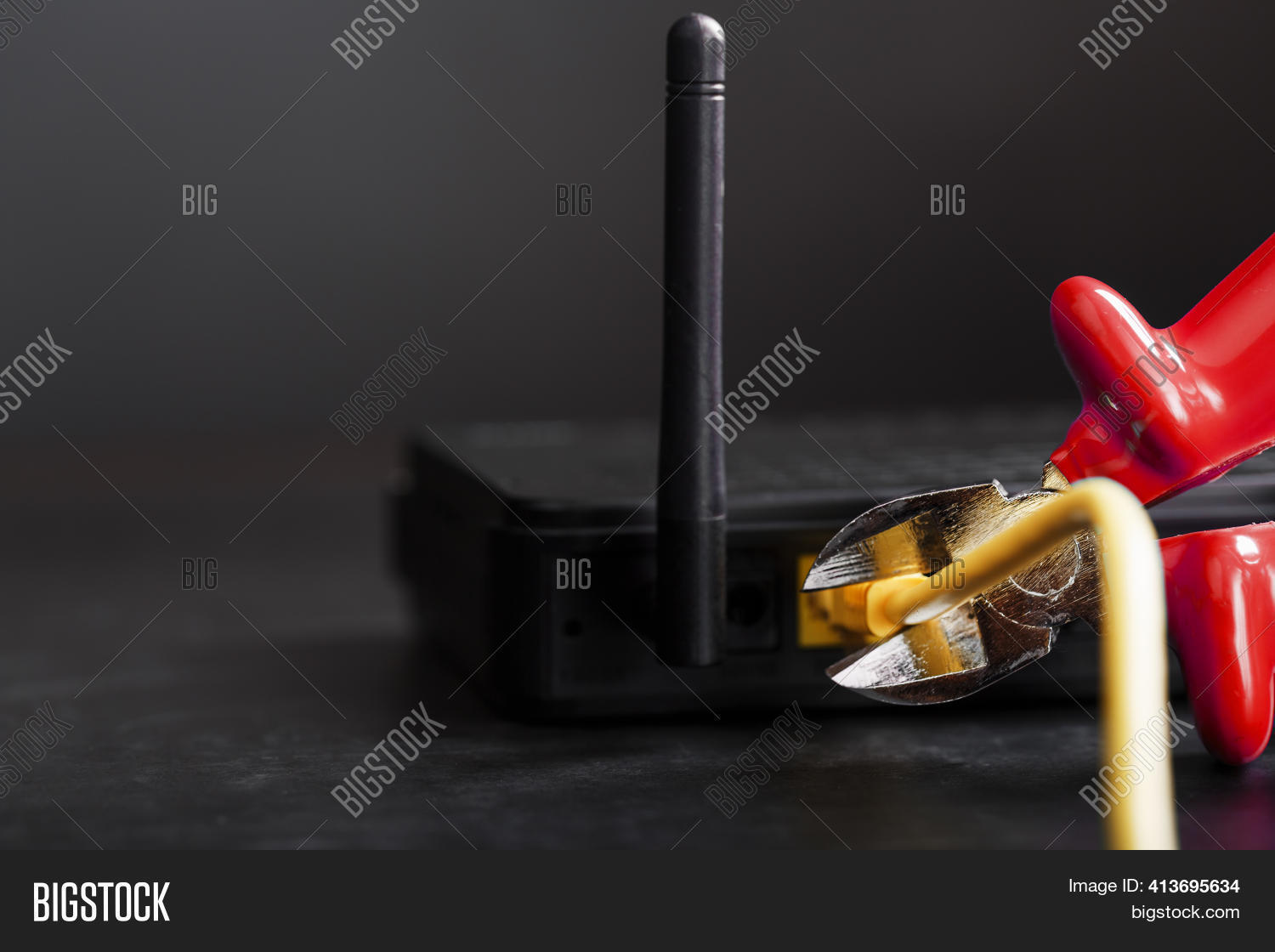 Disconnecting Internet Image & Photo (Free Trial) | Bigstock