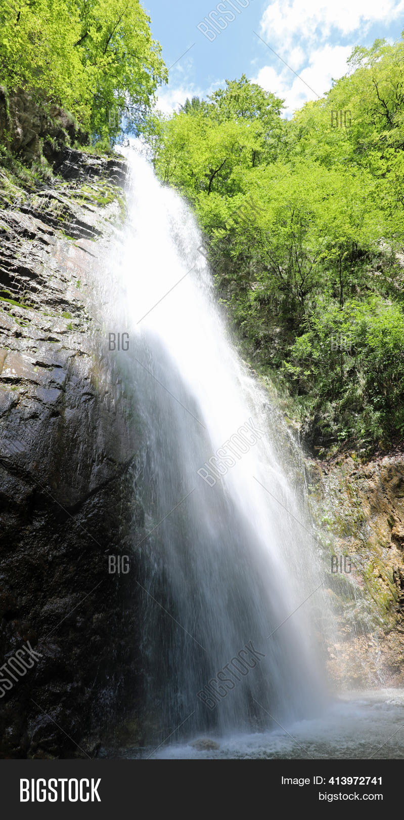 Bubbling Cascade Fresh Image & Photo (Free Trial) | Bigstock