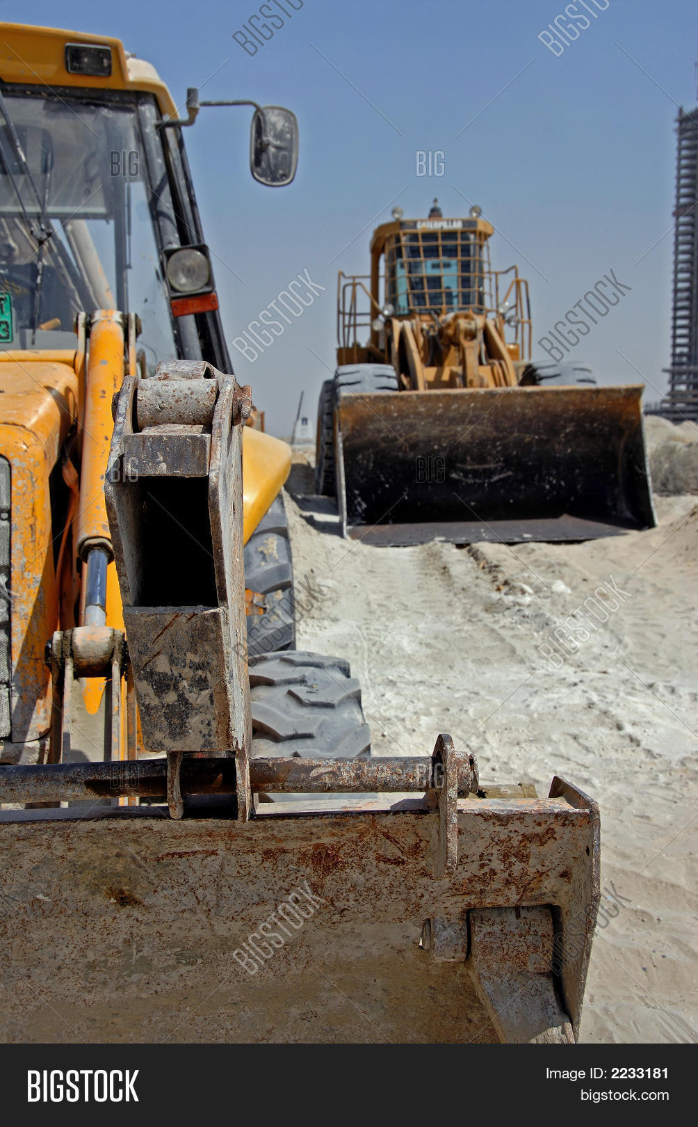 Excavator Tractor Image & Photo (Free Trial) | Bigstock