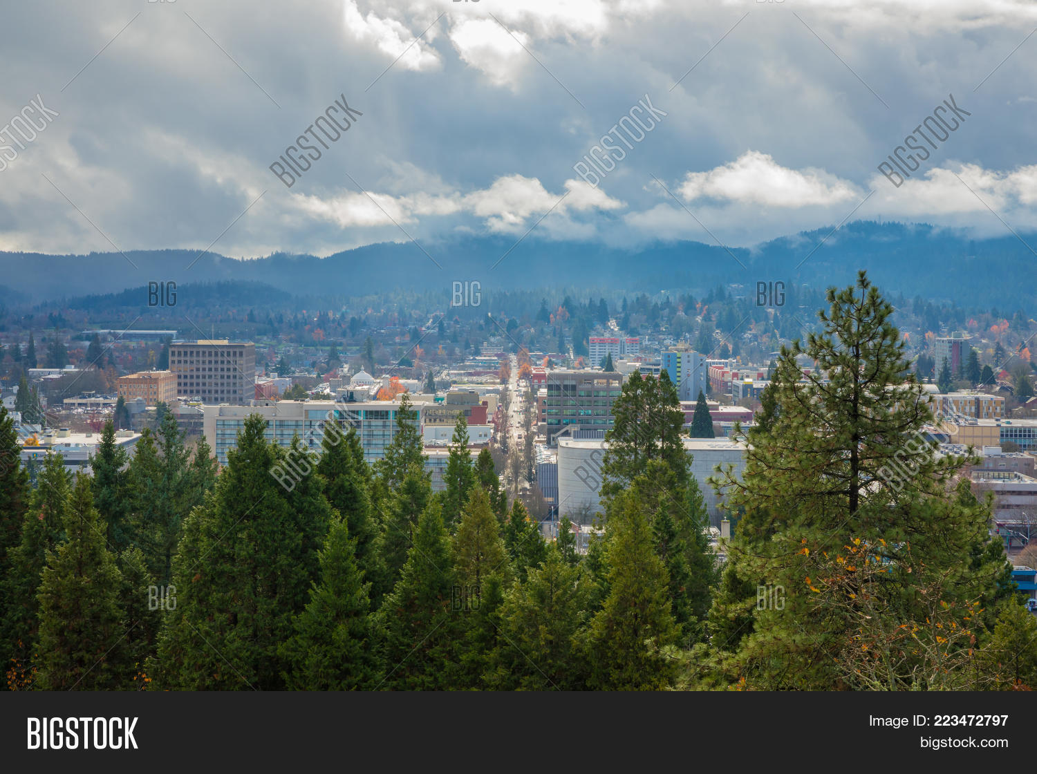 Eugene Oregon City Image & Photo (Free Trial) | Bigstock