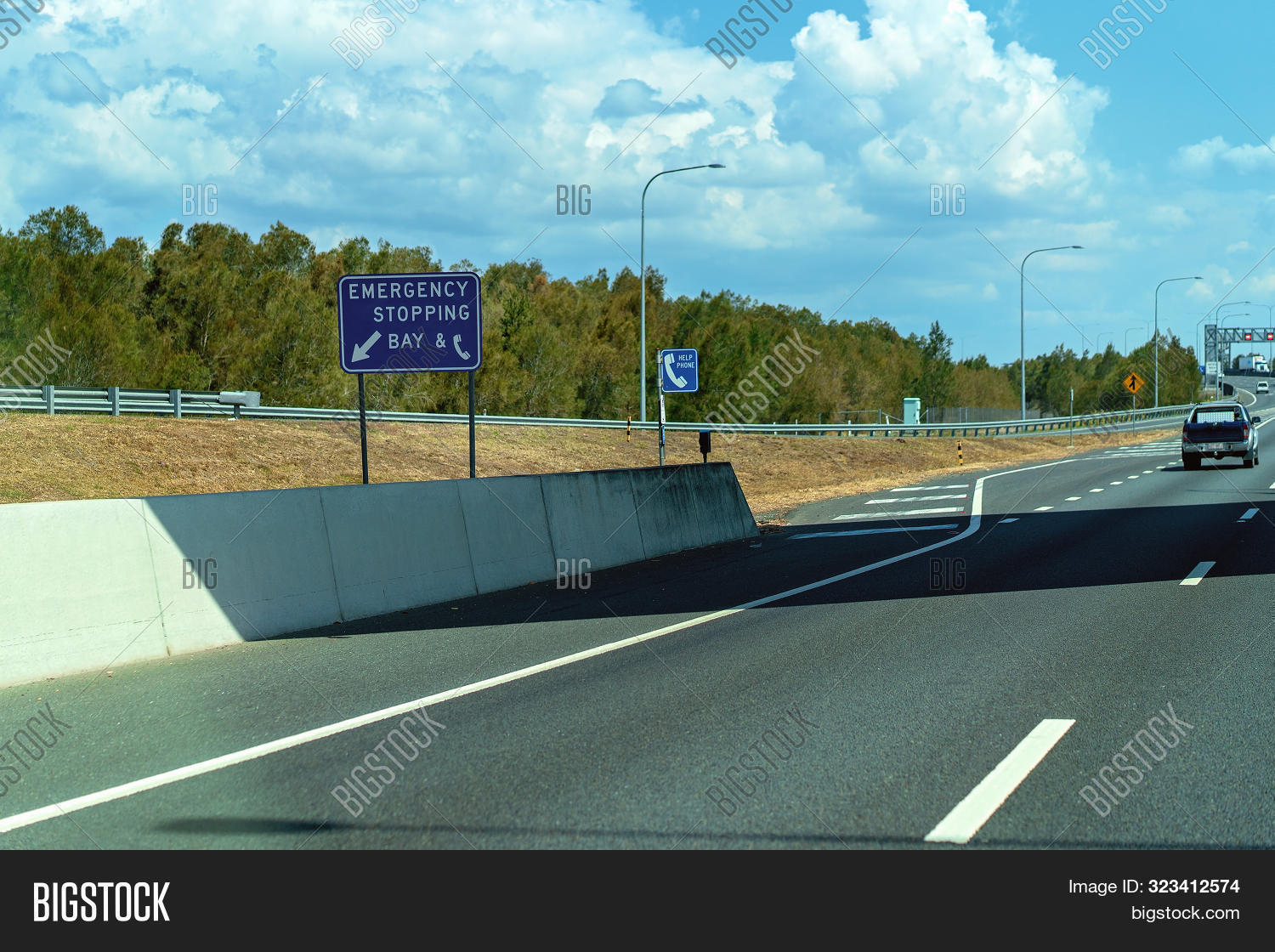 Emergency Stopping Bay Image & Photo (Free Trial) | Bigstock