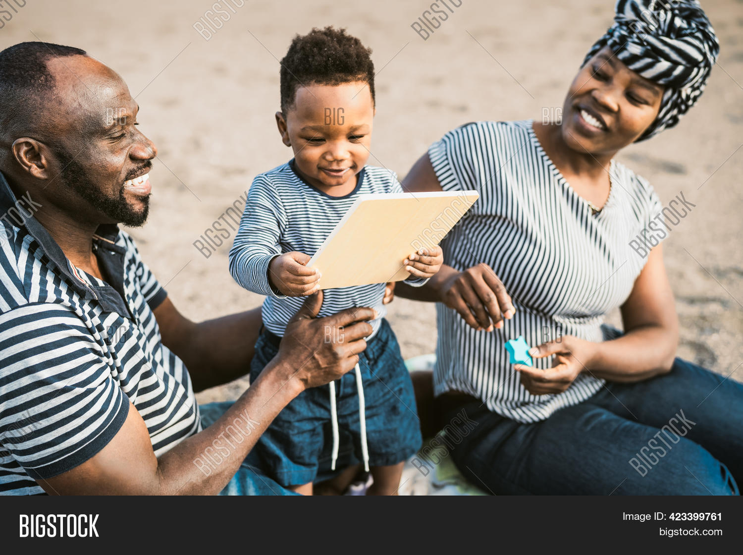 Happy African Family Image & Photo (Free Trial) | Bigstock