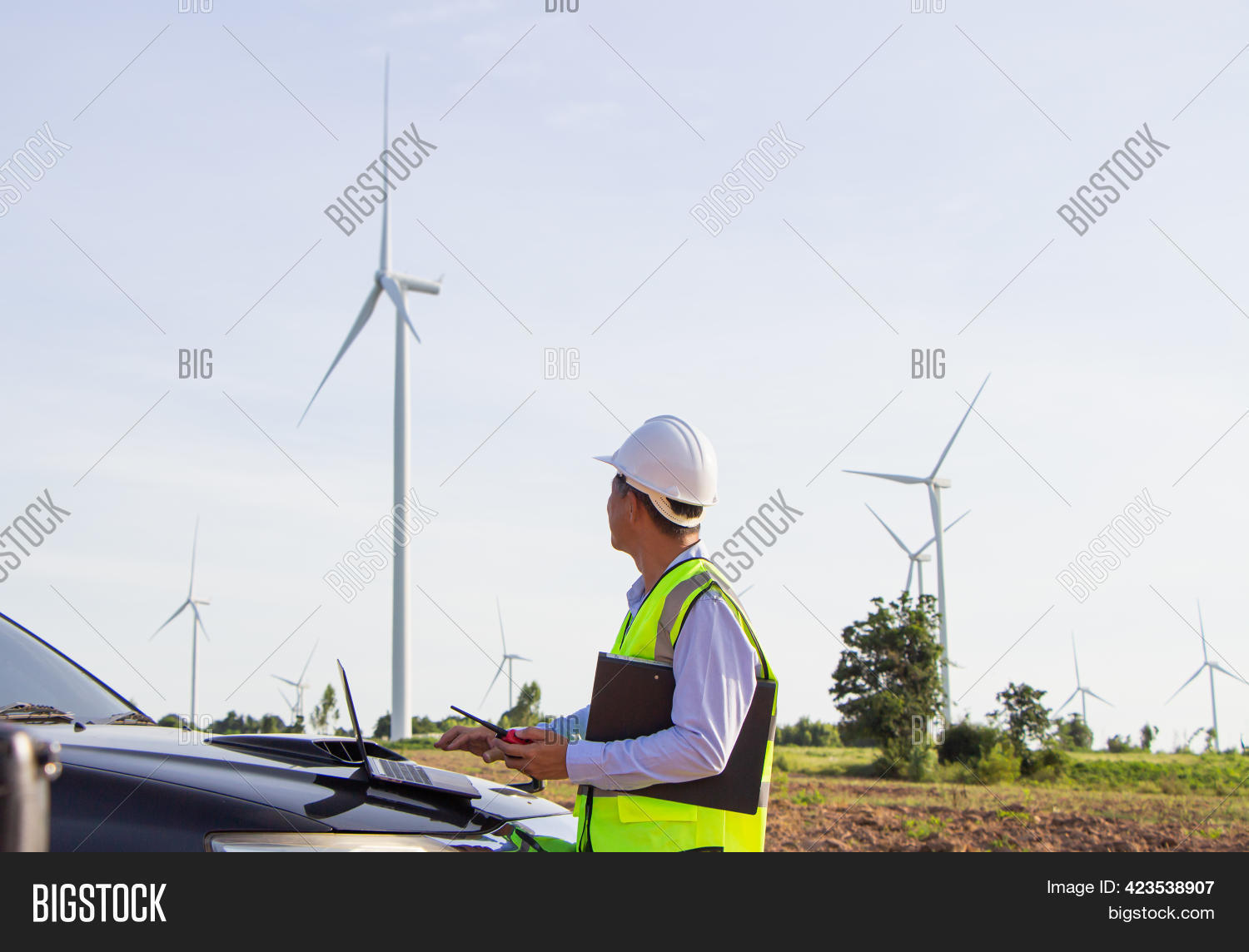 Rear View Man Engineer Image & Photo (Free Trial) | Bigstock