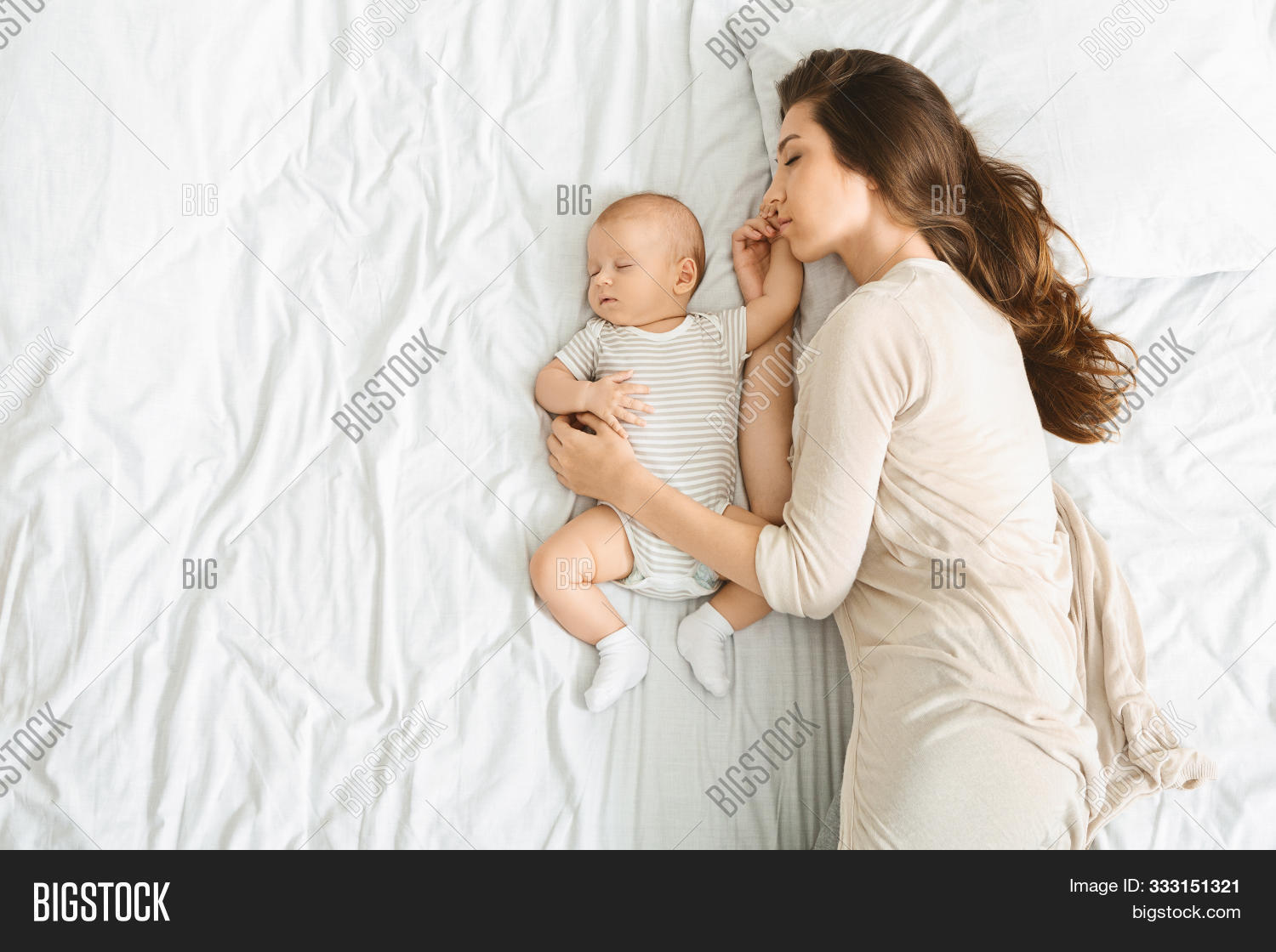 Co-sleeping Infants. Image & Photo (Free Trial) | Bigstock