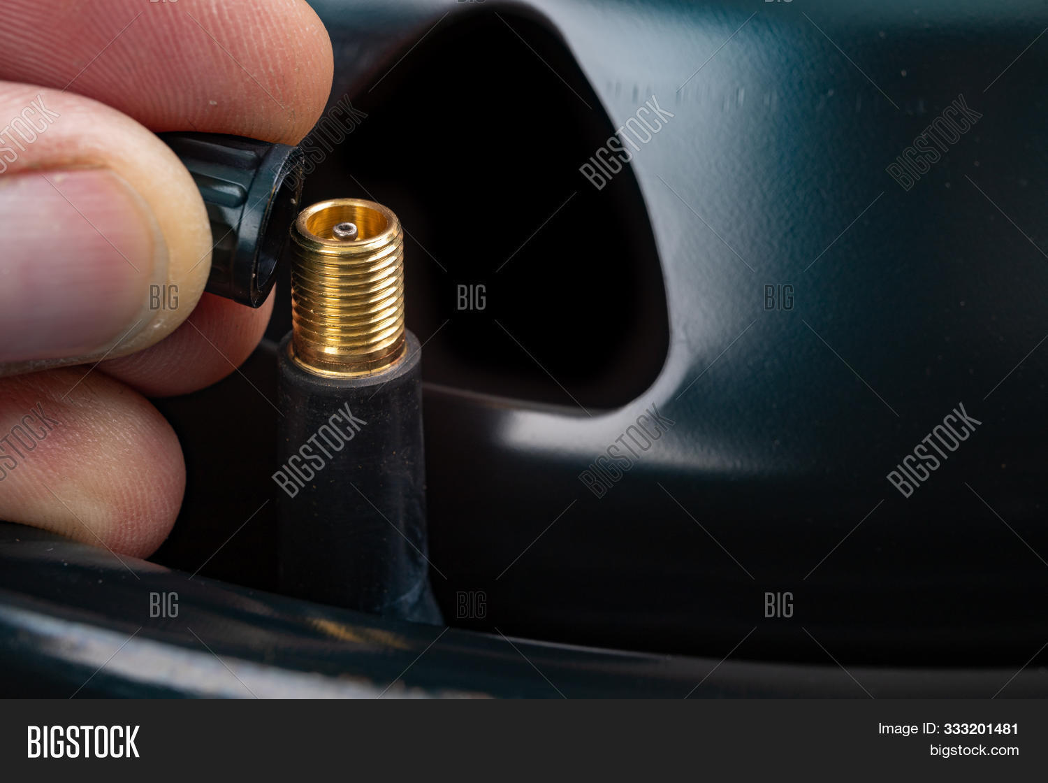 Vent Wheel Passenger Image & Photo (Free Trial) | Bigstock