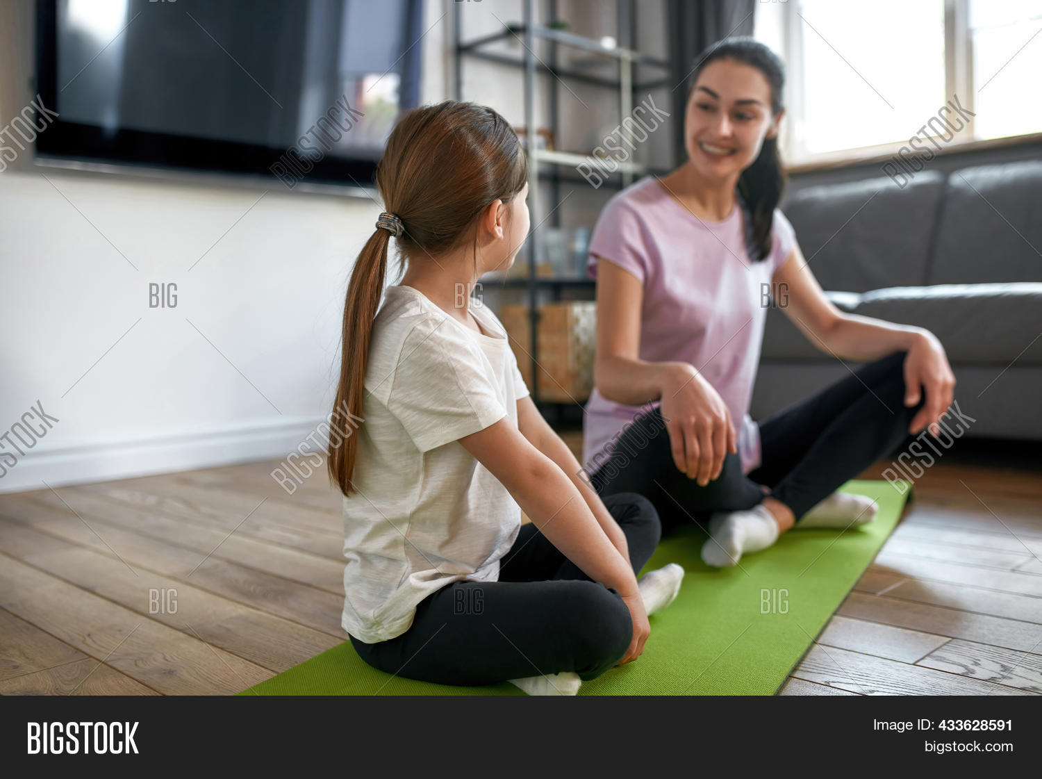 Little Girl Child Sit Image & Photo (Free Trial) | Bigstock