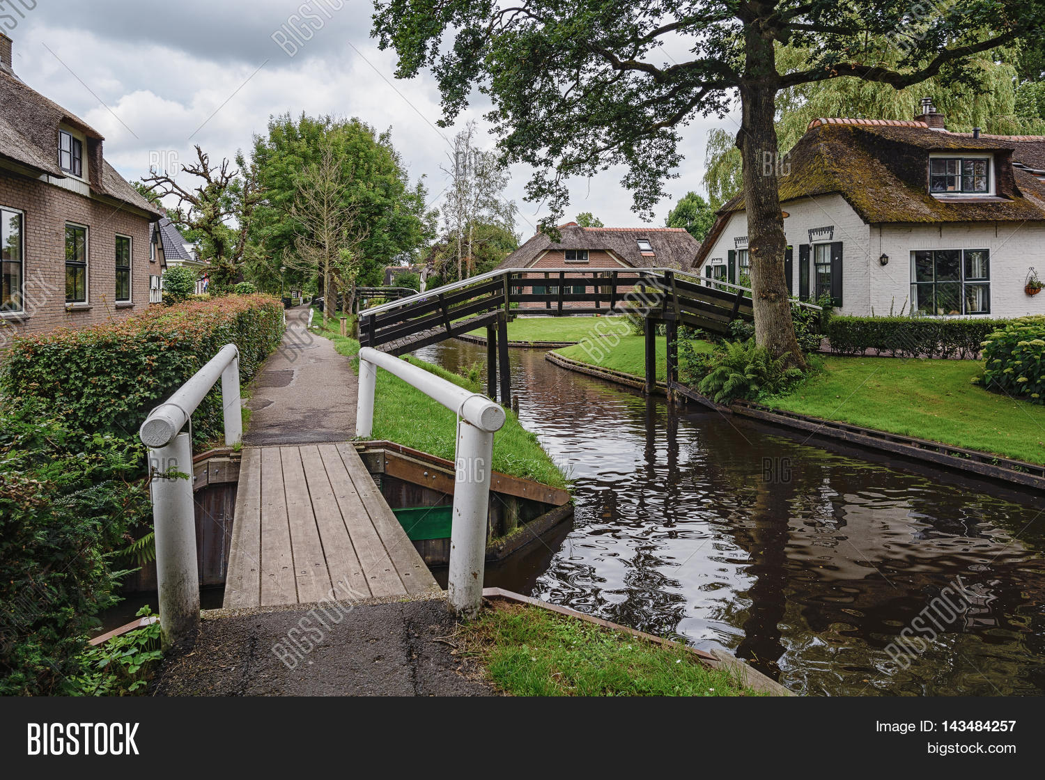 Little White Bridge Image & Photo (Free Trial) | Bigstock