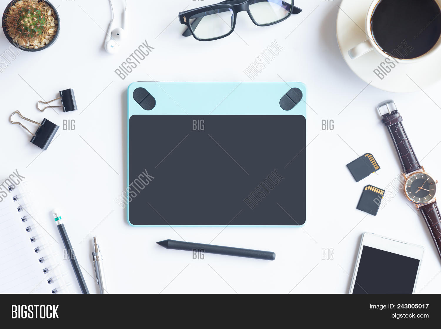 Top View Desk Office Image & Photo (Free Trial) | Bigstock