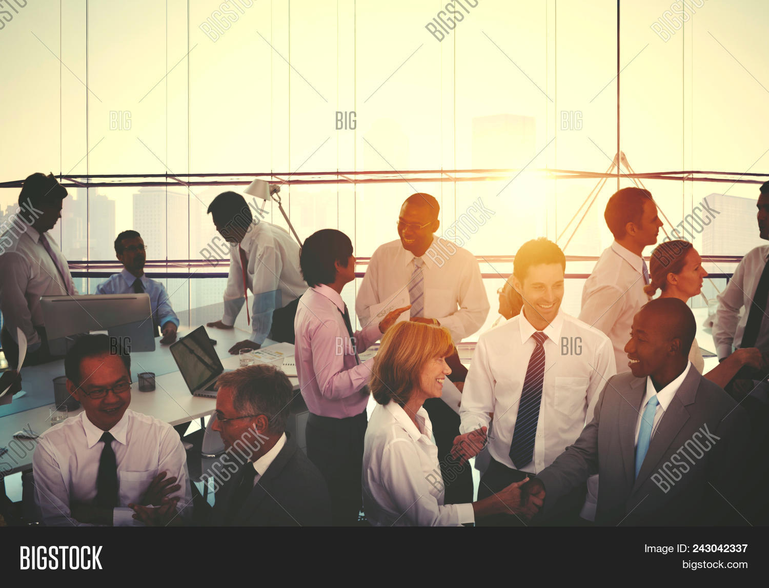 Large Group Business Image & Photo (Free Trial) | Bigstock