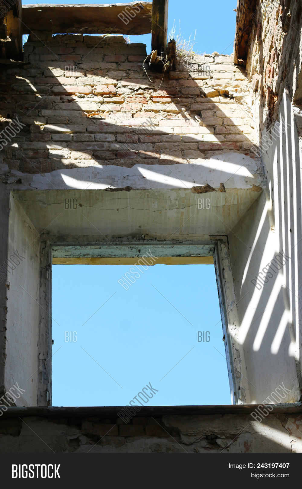 Window Aperture Image & Photo (Free Trial) | Bigstock